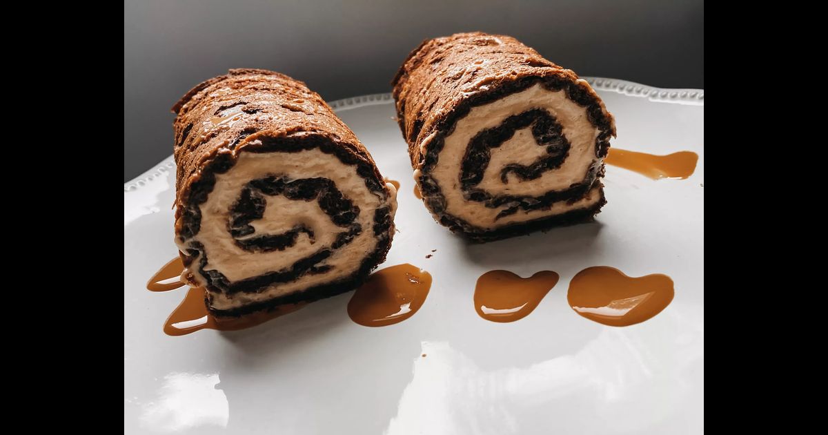 Ideal Protein Chocolate Caramel Swiss Roll